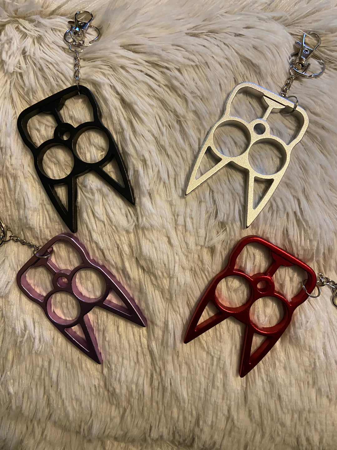 Cat Knuckles – Pretty Protective Gear